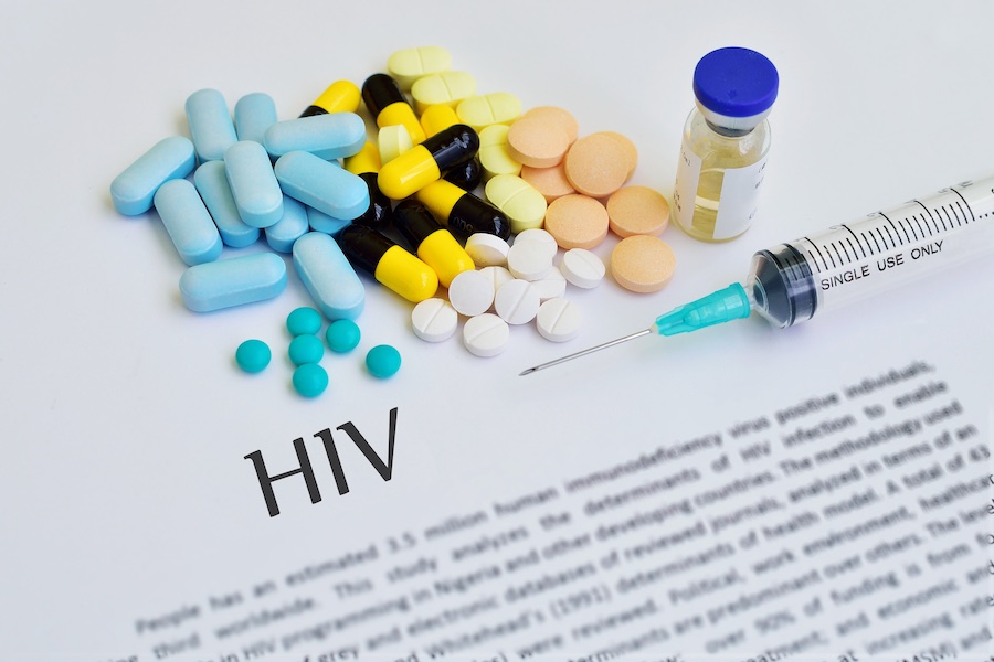 Behandeling van hiv-patiënt met virale lading onder controle: is een ...