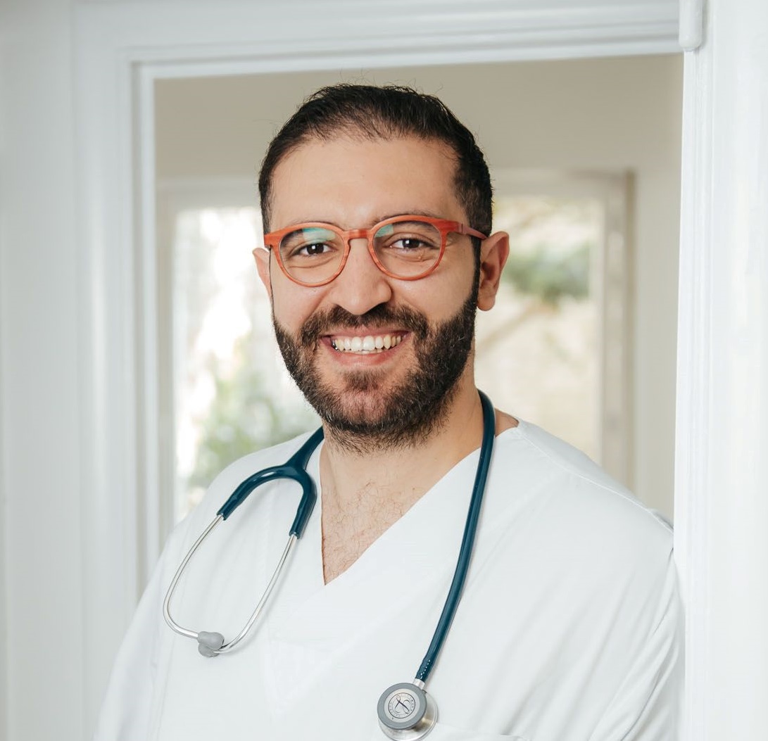 Les médecins face à leur réalité professionnelle : analyse de l’enquête par le Dr Bakhouche ...